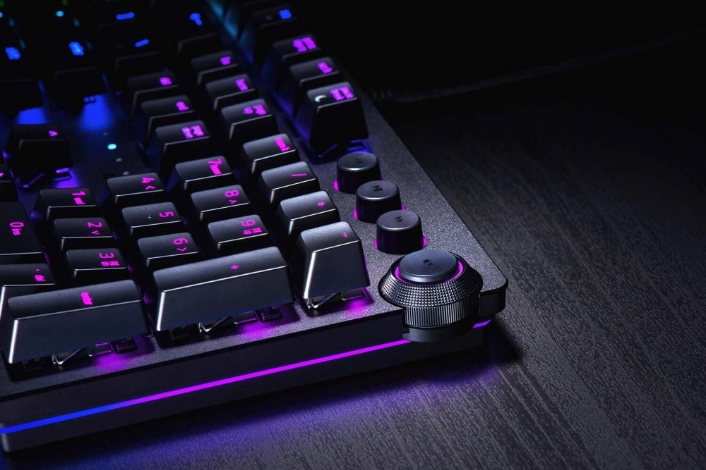 Razer Huntsman Elite, Keyboard Gaming Mekanik Dengan Teknologi Switch ...