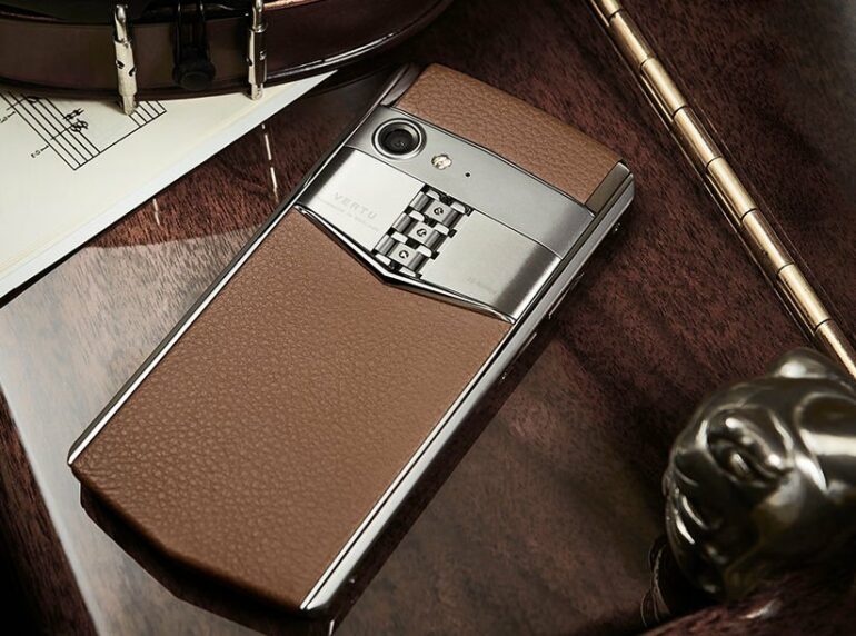 Vertu Ayxta Fold 5G: Smartphone Lipat Paling Mahal Dan Mewah Untuk Para ...
