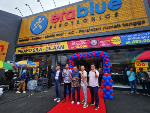 Toko EraBlue Pertama di Indonesia Resmi Dibuka - YANGCANGGIH.COM