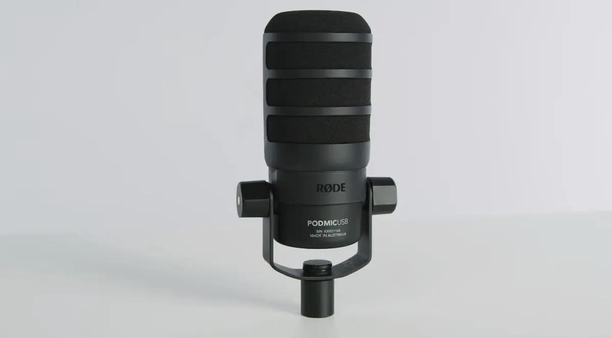 RODE PodMic USB: Mikrofon Kelas Broadcast Ringkas Dengan Port USB Type ...
