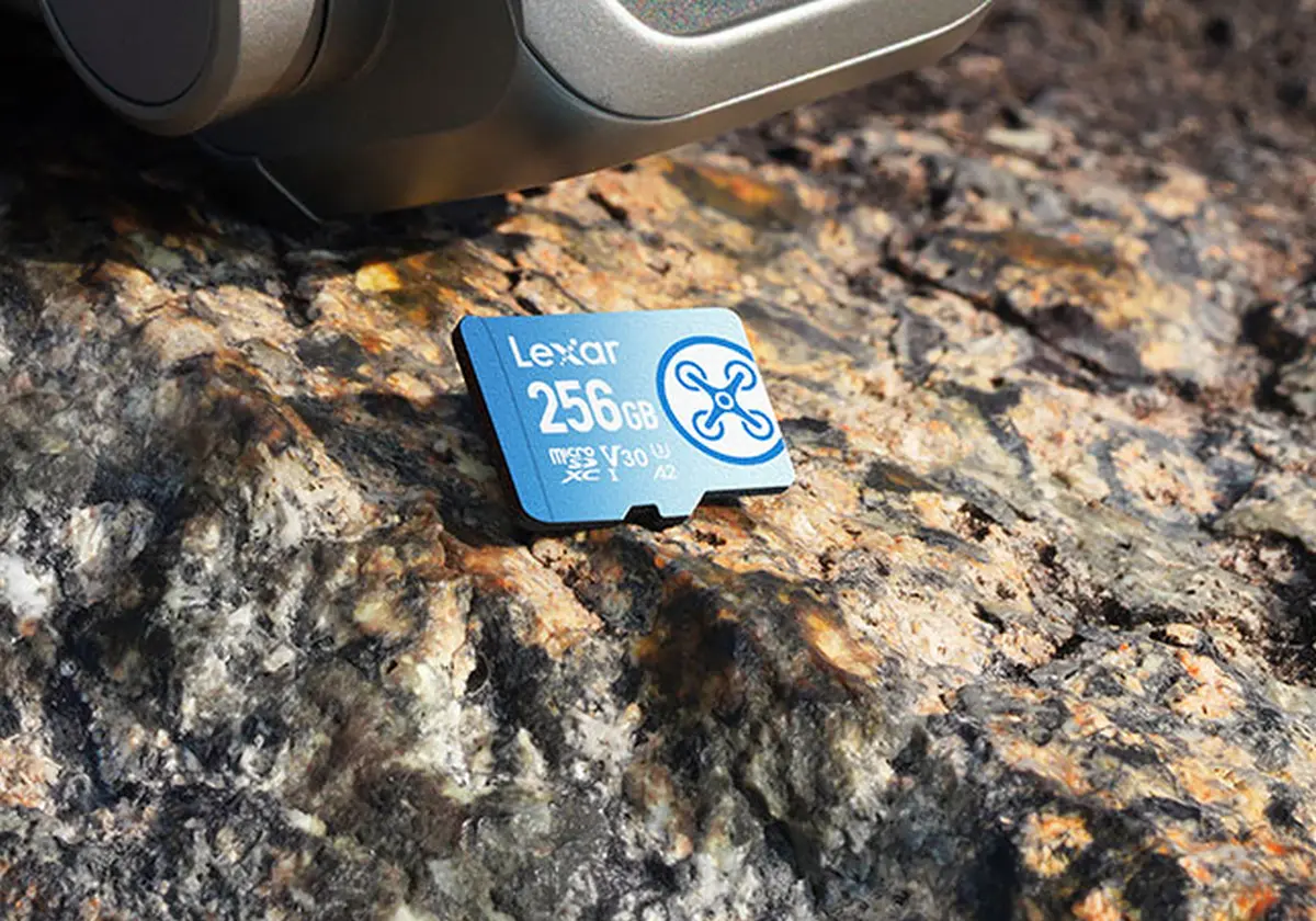 Lexar FLY MicroSDXC UHS-I: Kartu Memori MicroSD Khusus Drone Dan Kamera ...