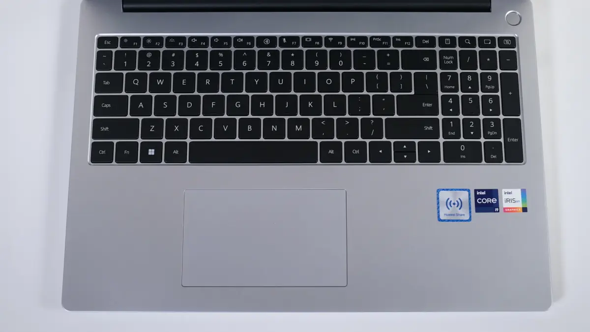 Review Huawei MateBook D16 2024 - YANGCANGGIH.COM