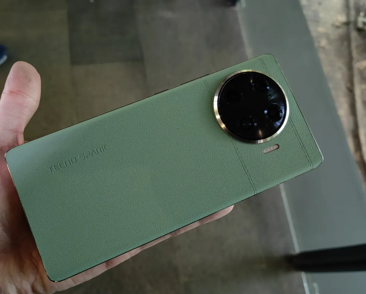[Hands On] Kesan Pertama Mencoba TECNO Spark 20 Pro Series ...